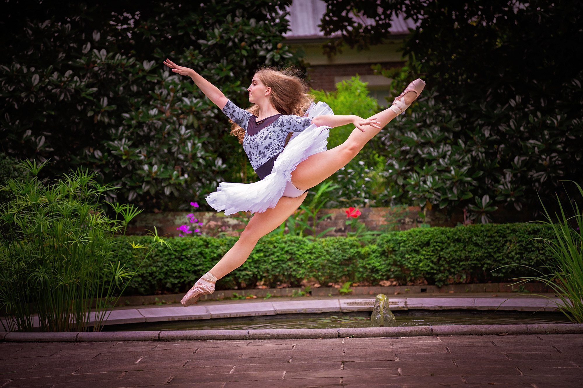 90mm_F28_Heather-Larkin_06 – Mike's Camera Blog